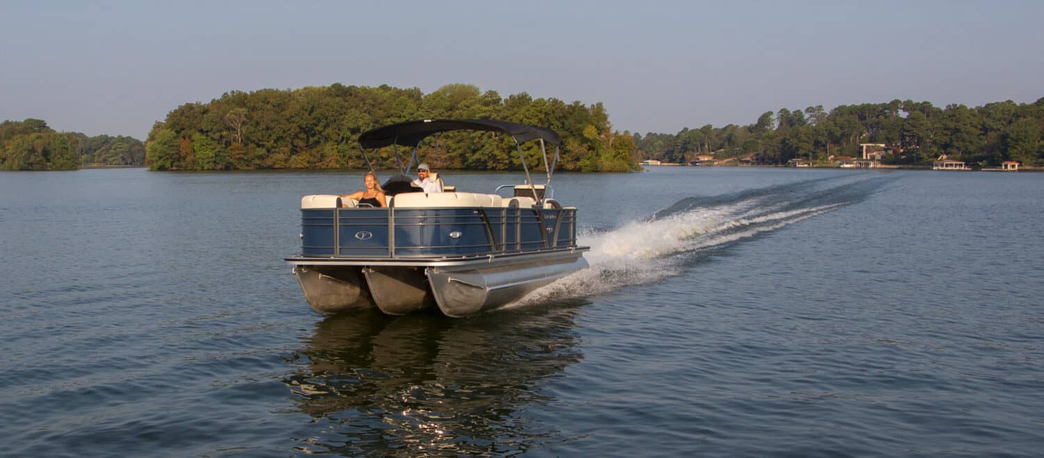 Luxury Pontoons - LP1 - Veranda Luxury Pontoon Boats