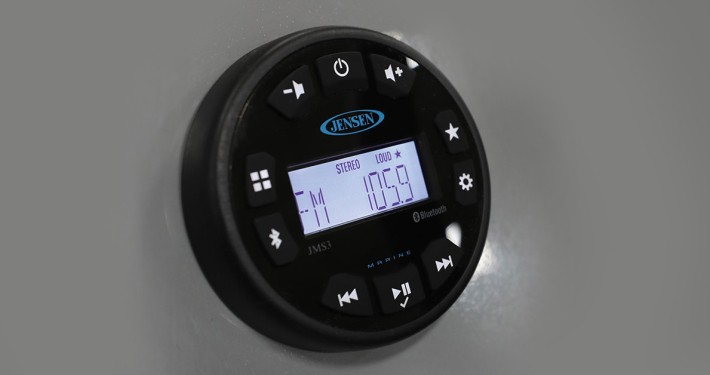 Jensen-JMS32-Stereo - Veranda Luxury Pontoon Boats