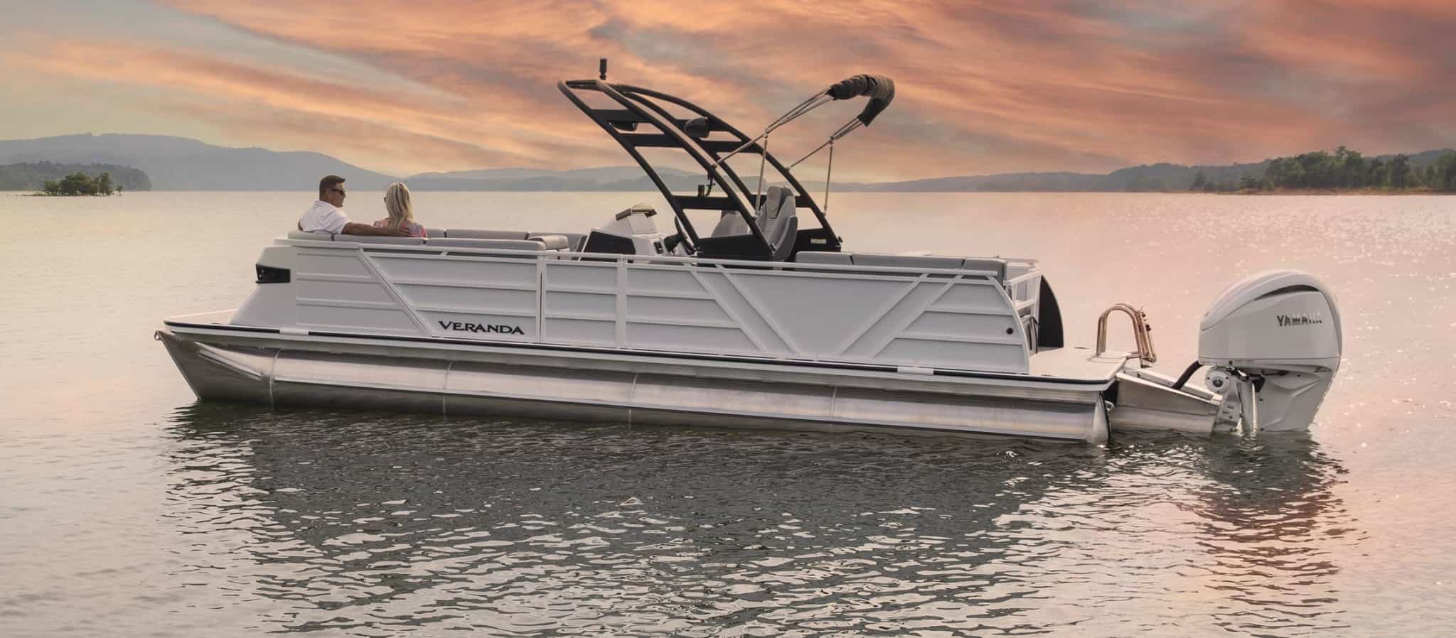 Veranda Luxury Pontoon Boats | Lifetime of Enjoyment